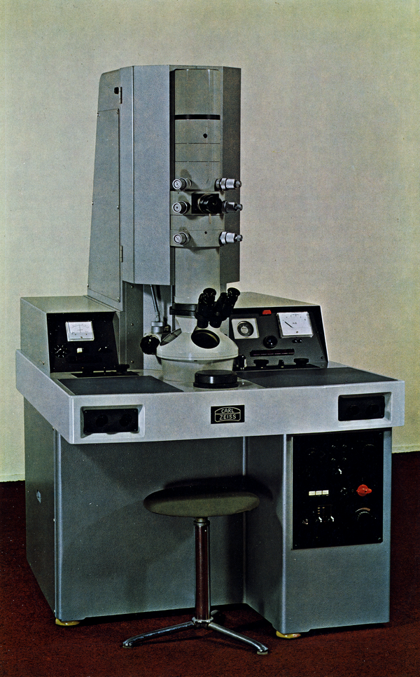 EM9 - Electronen Mikroskopie Museum Nürnberg